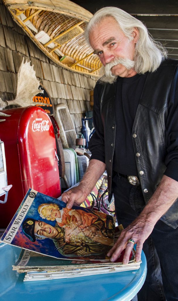 Inside the Star Weekly at War - Elinor Florence