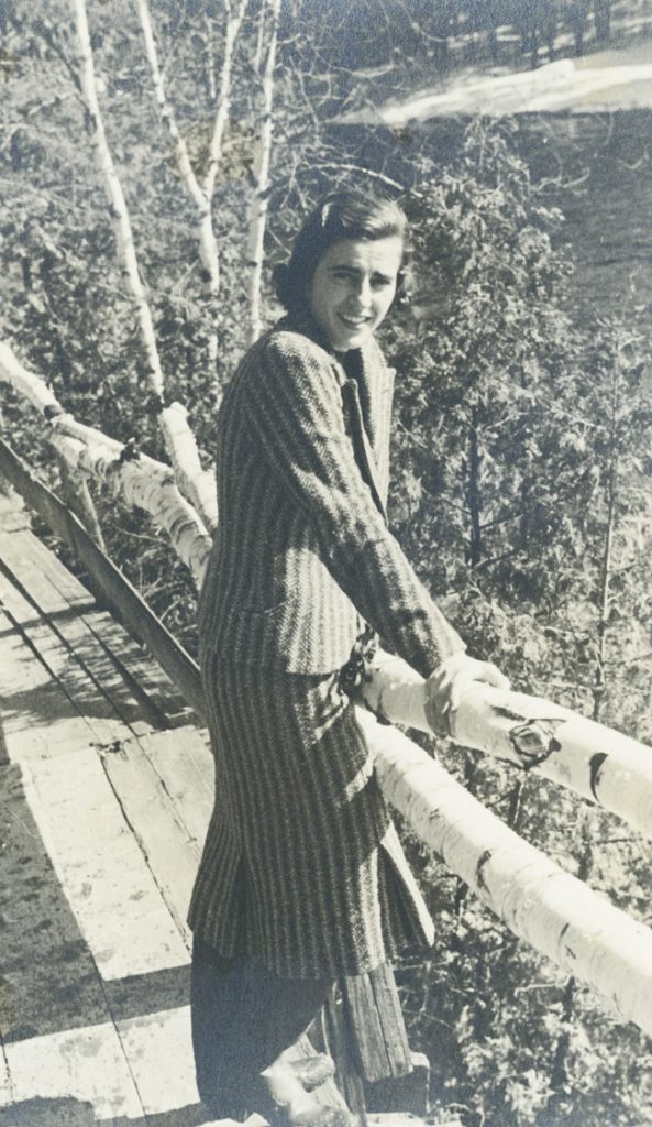 Willa Walker Led the Way for RCAF Airwomen - Elinor Florence